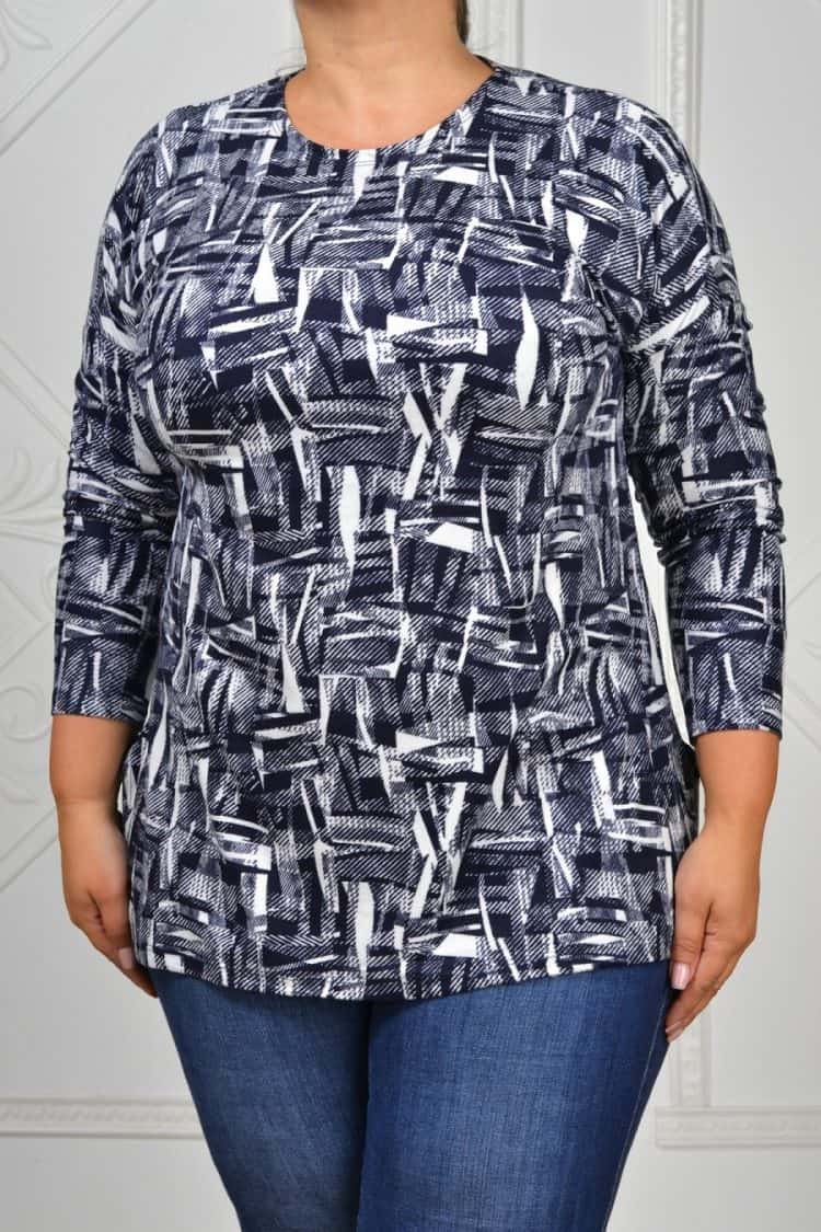 Fii feminina, eleganta si moderna cu bluze marimi mari - Ghid de nunta